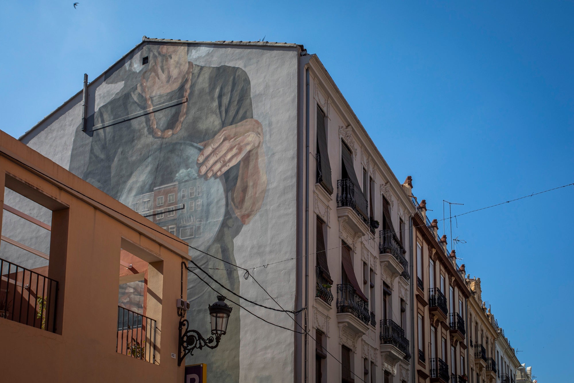 Ruta feminista por el arte urbano de Valencia | Guía Repsol